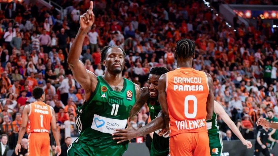 Αγκάλιασαν το Final Four οι αδιανόητοι πράσινοι, με τον εξωγήινος Χέιζ ...